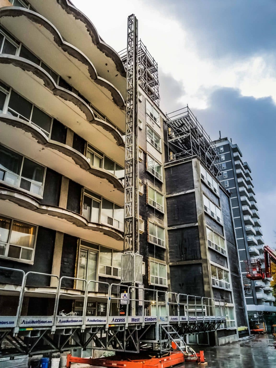 Mast Climber Fraco Rental & Installation | Ontario & Western Canada